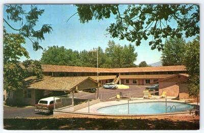 1940-50's CEDAR LODGE MOTEL MEDFORD OREGON SWIMMING POOL CLASSIC CARS ...