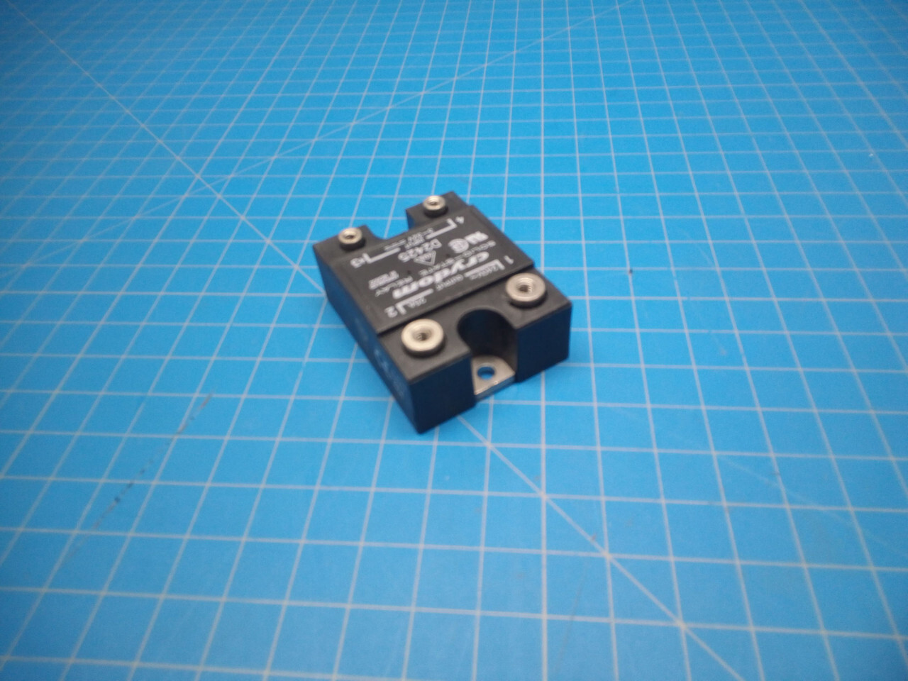 Crydom D2425 Solid State Relay 25 Amp - P02-000473 | eBay