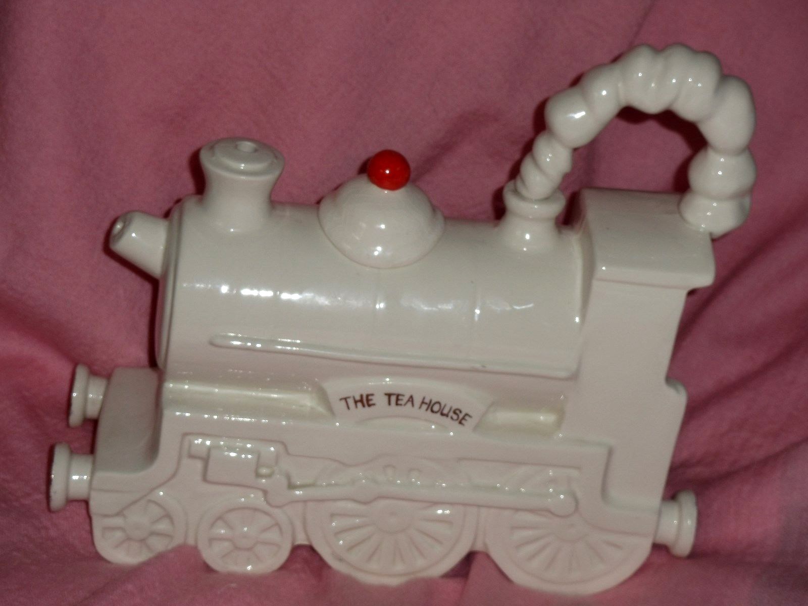 Richard Parrington large Tea house steam train teapot | eBay UK