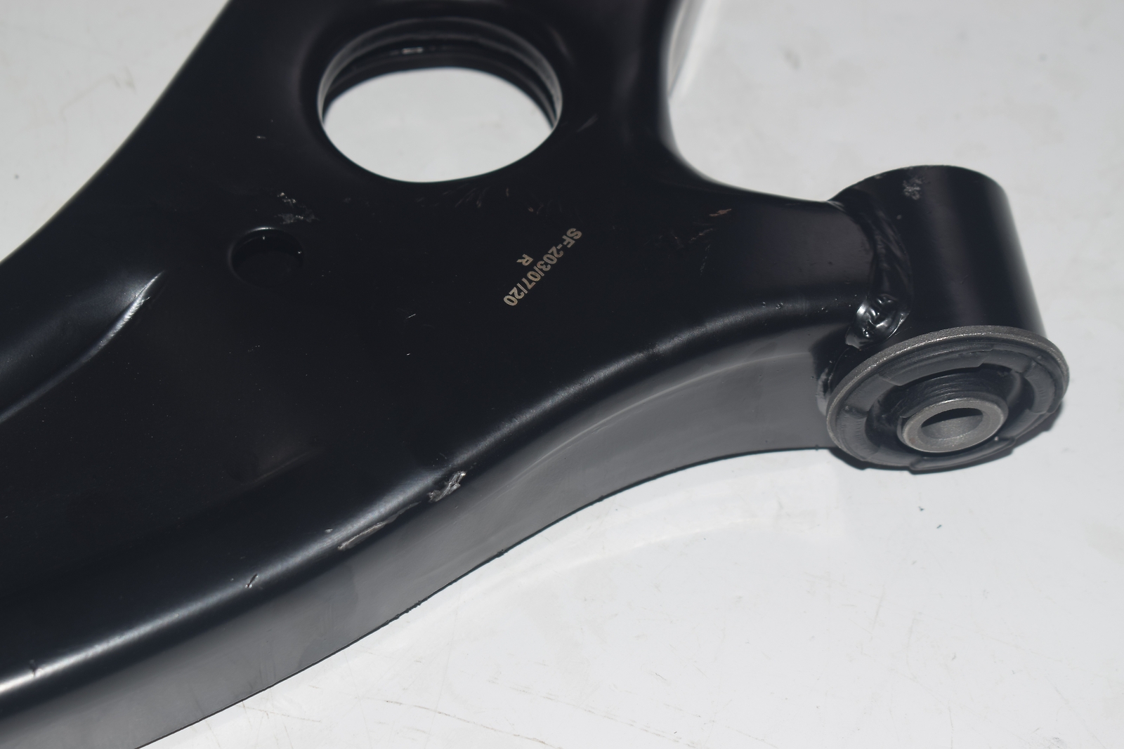 RIGHT Front Lower Control Arm Assembly FOR HYUNDAI I30 GD 2012-2017 W ...