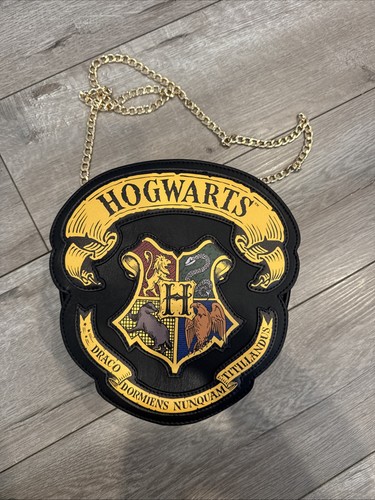 Harry Potter Hogwarts Crest Shoulder Bag | eBay