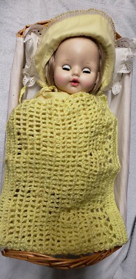 Vintage 1983 Baby Doll Ideal Toy CBS toys w/Basket/ Bed mattress pillow ...