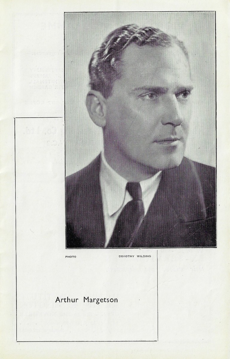 John Fullard's Instagram, Twitter & Facebook on IDCrawl