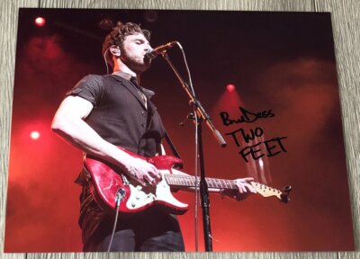 2 TWO FEET BILL DESS SIGNED I FEEL LIKE I'M DROWNING 8x10 PHOTO w/PROOF ...