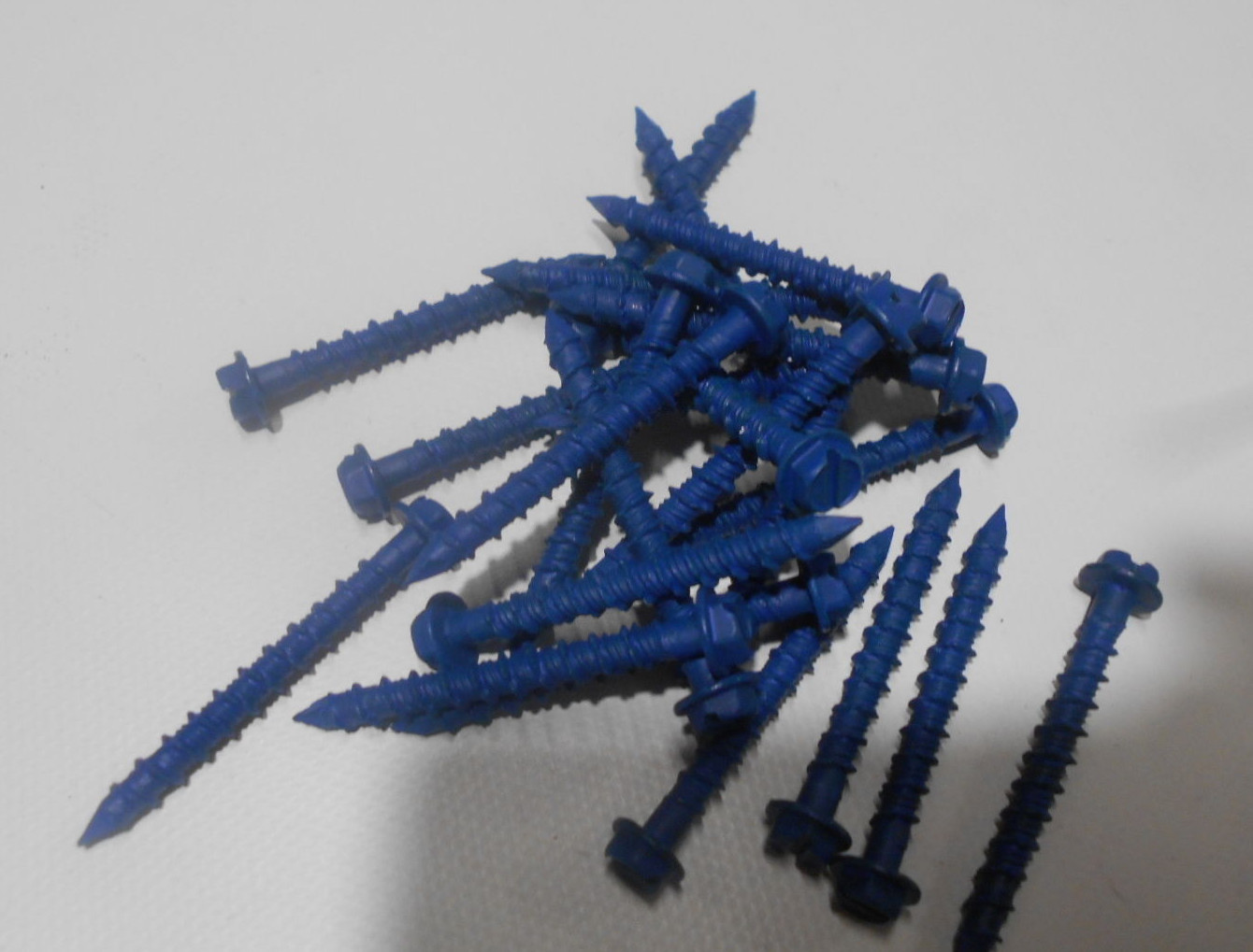 Buildex Tapcon 3/16" x 1-3/4" Concrete Anchors 100 Ct. Box USA HW3-134 ...