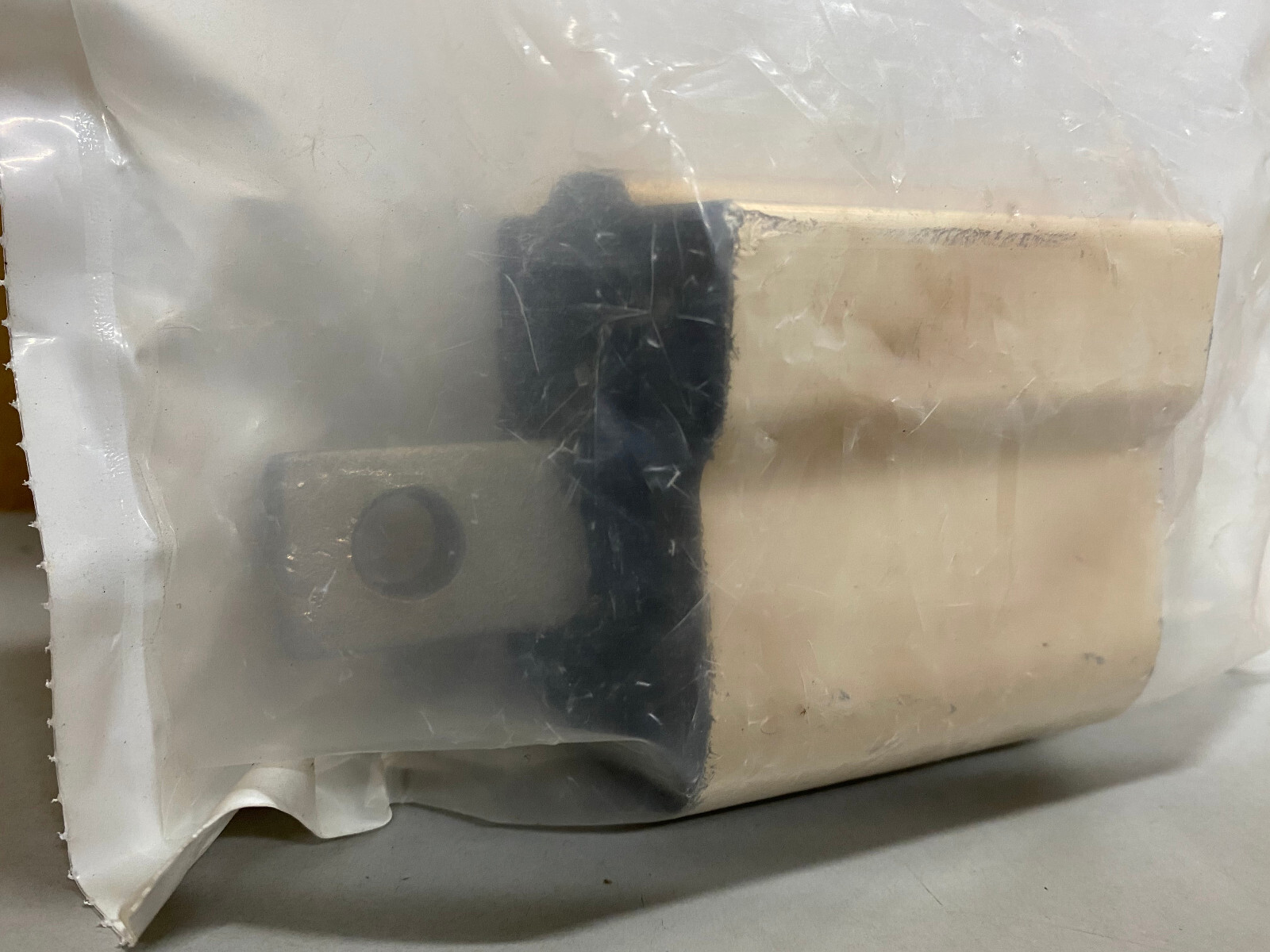 MTC Transmission Mount - 220-240-02-18 / 3388 - For Mercedes-Benz C230 ...