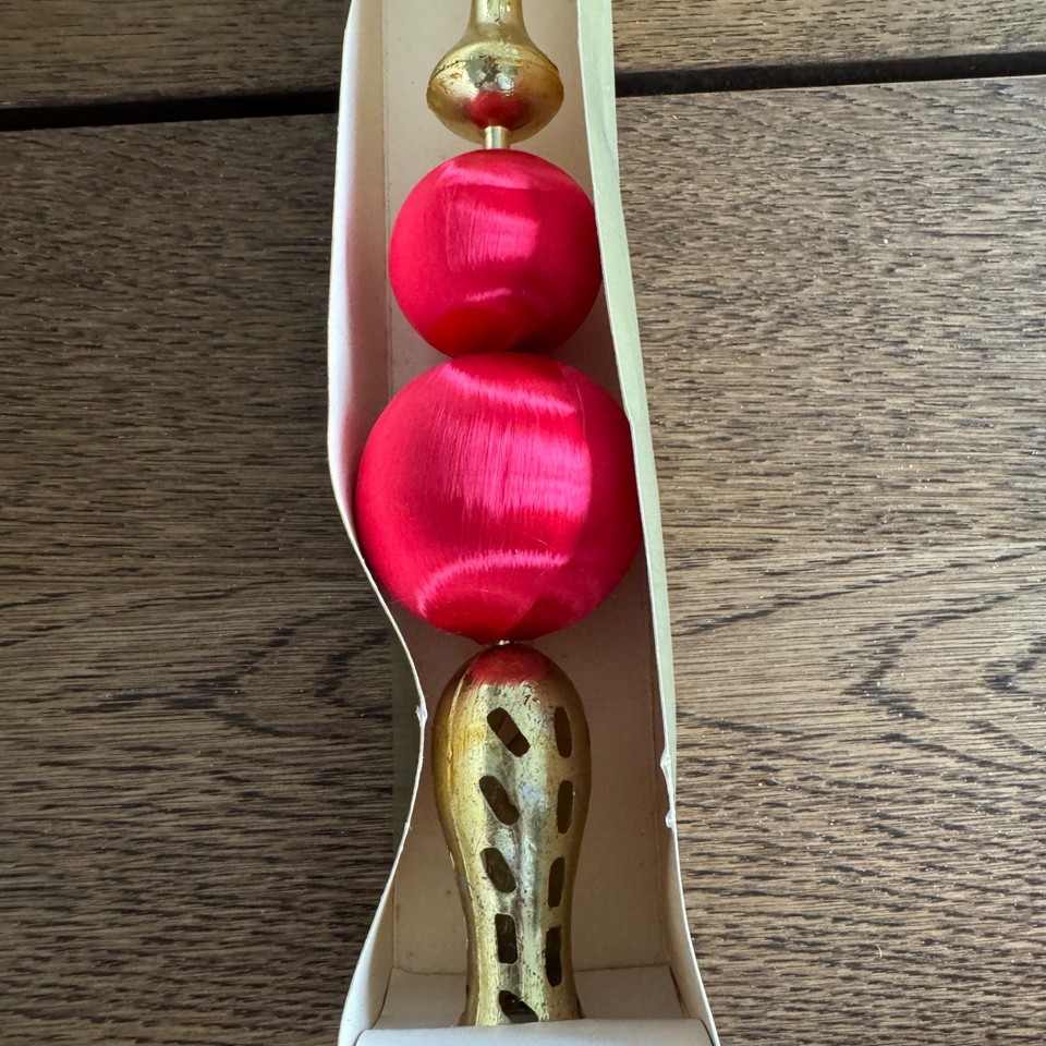 Vintage RAUCH Industries Red Satin / Plastic Ornament Tree Topper 12 ...