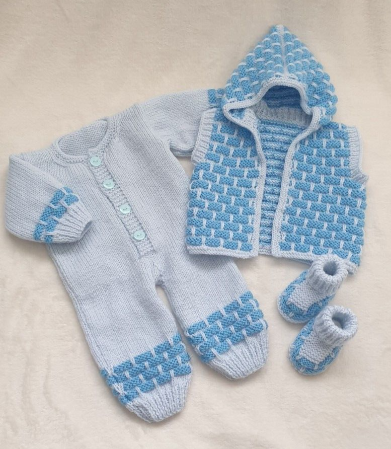 KNITTING PATTERN *REF SR037 *ROMPER*HOODED GILET*BOOTEES* 14, 16, 18 ...