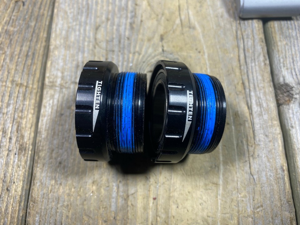 EASTON R-1000 BOTTOM BRACKET RH CUPS ITALIAN THREAD ROAD BIKE BICYCLE ...