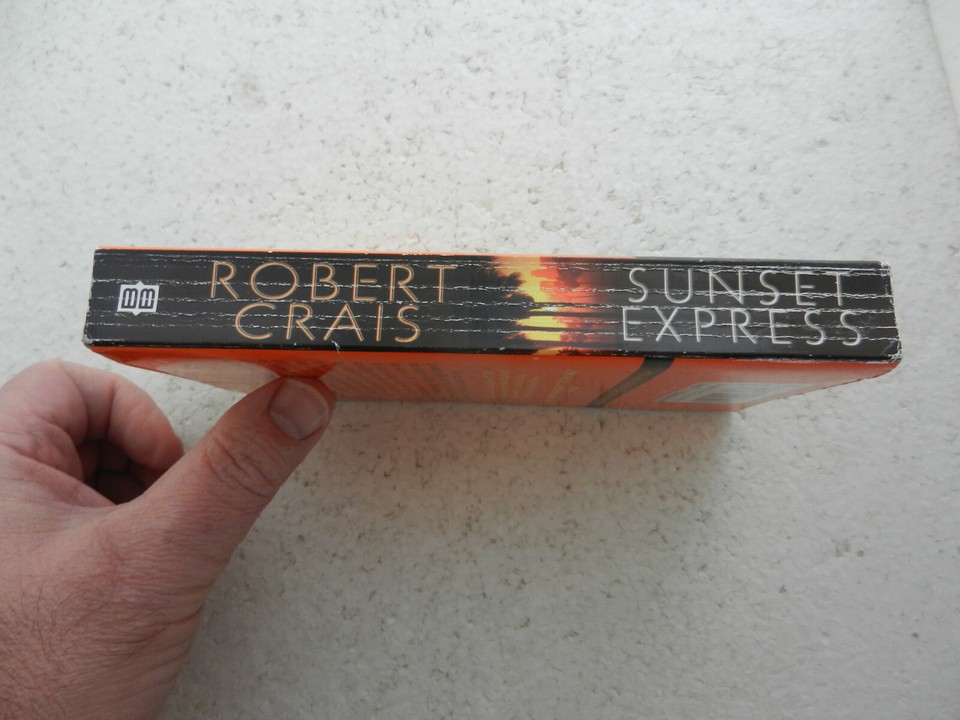 Sunset Express An Elvis Cole Novel by Robert Crais (2005 Mass Market) 9780345454942 | eBay