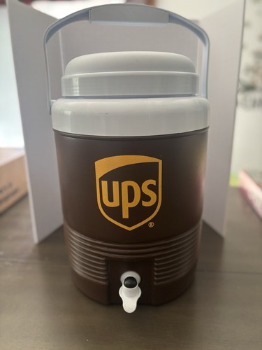 UPS 2 Gallon Insulated Water Cooler Pour & Drinking Spout Handle CLEAN ...
