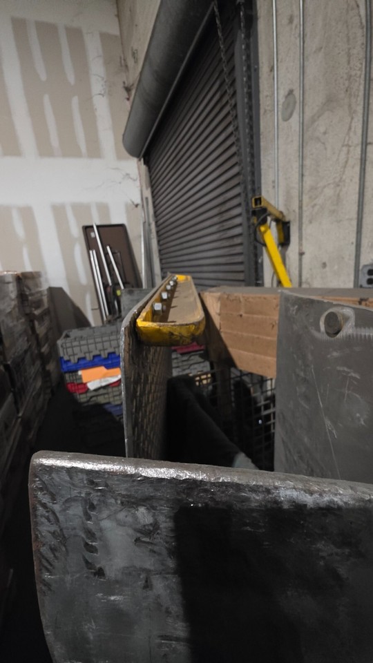 Loading dock plate industrial Metal trailer unloading / Loading !! good ...