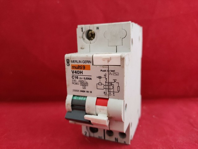 Merlin GERIN 16 Amp Type C 10 KA 30 MA Double Pole RCBO RCD MCB V40h ...