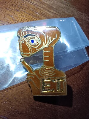 ET Extraterrestrial Lapel Pin Vintage Movie | eBay