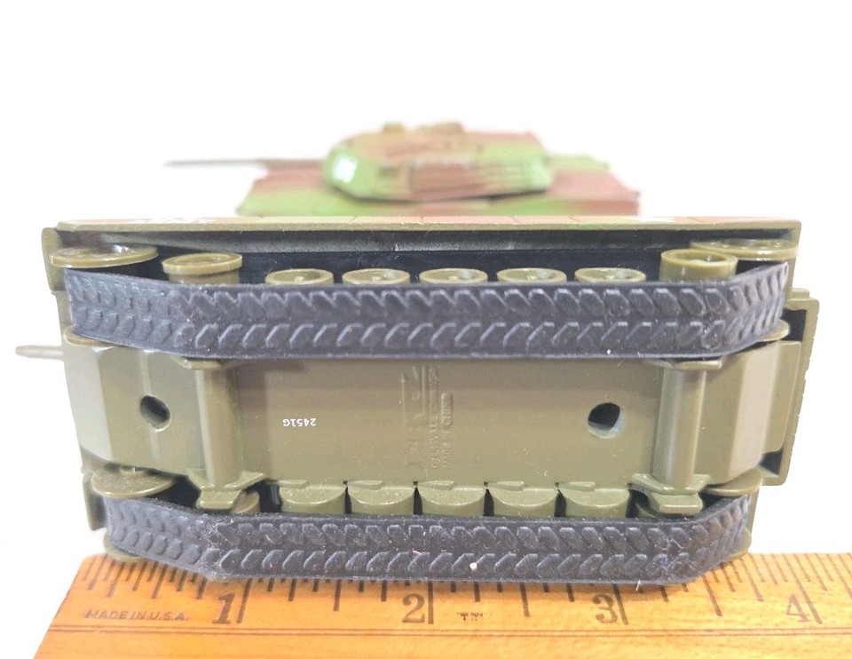 Pair of ERTL M1 Abrams Tank 🪖 Camo Green - Gun + Turret Rotate - Rubber ...