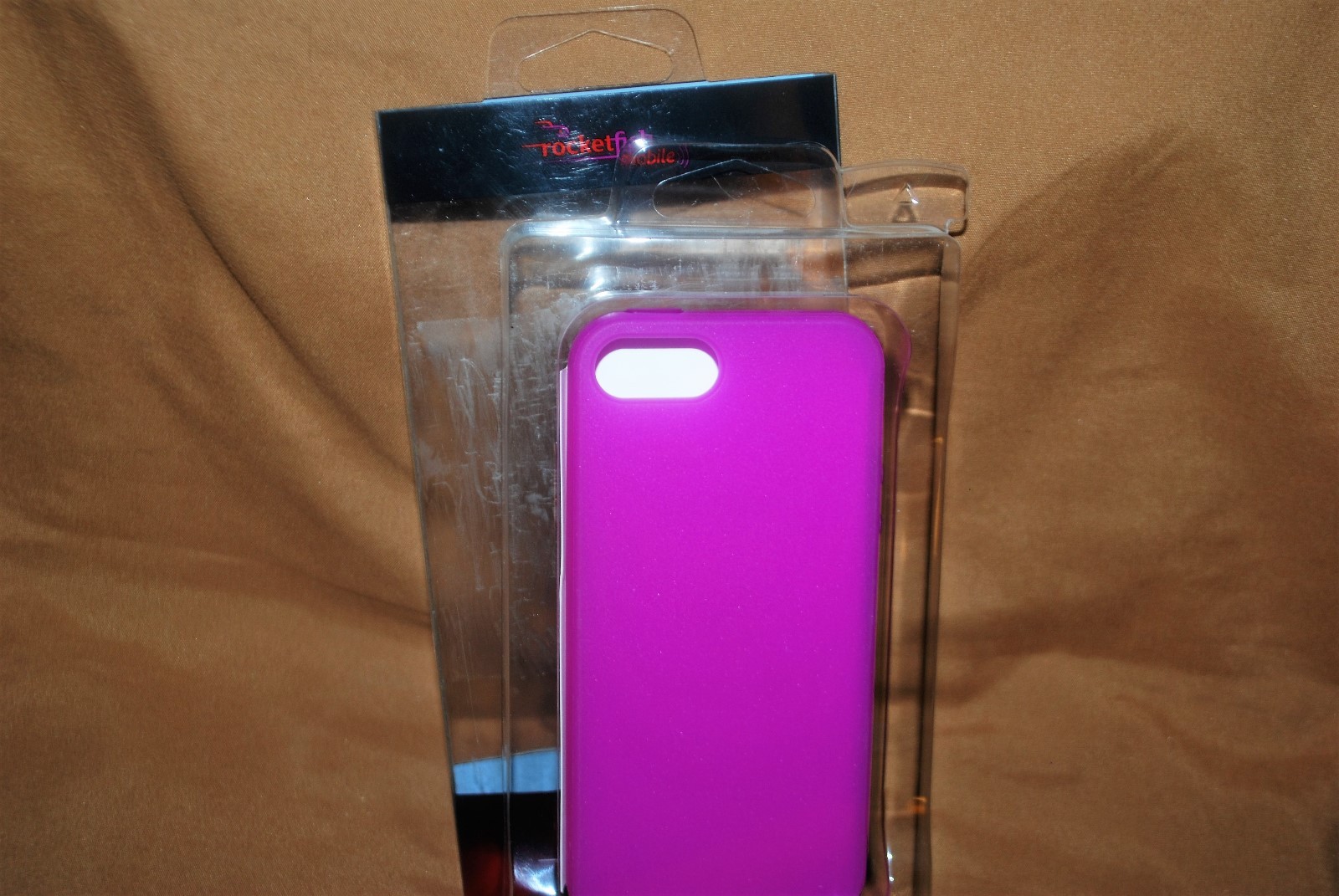 Rocketfish Mobile iPhone 5 Soft Shell Case Fuscia Free Shipping | eBay