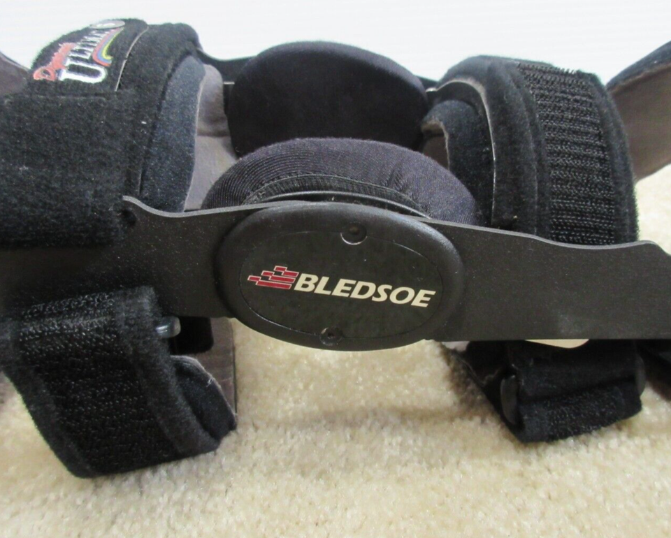 Bledsoe Dynamic Ultimate Knee Brace Right Size Small | eBay