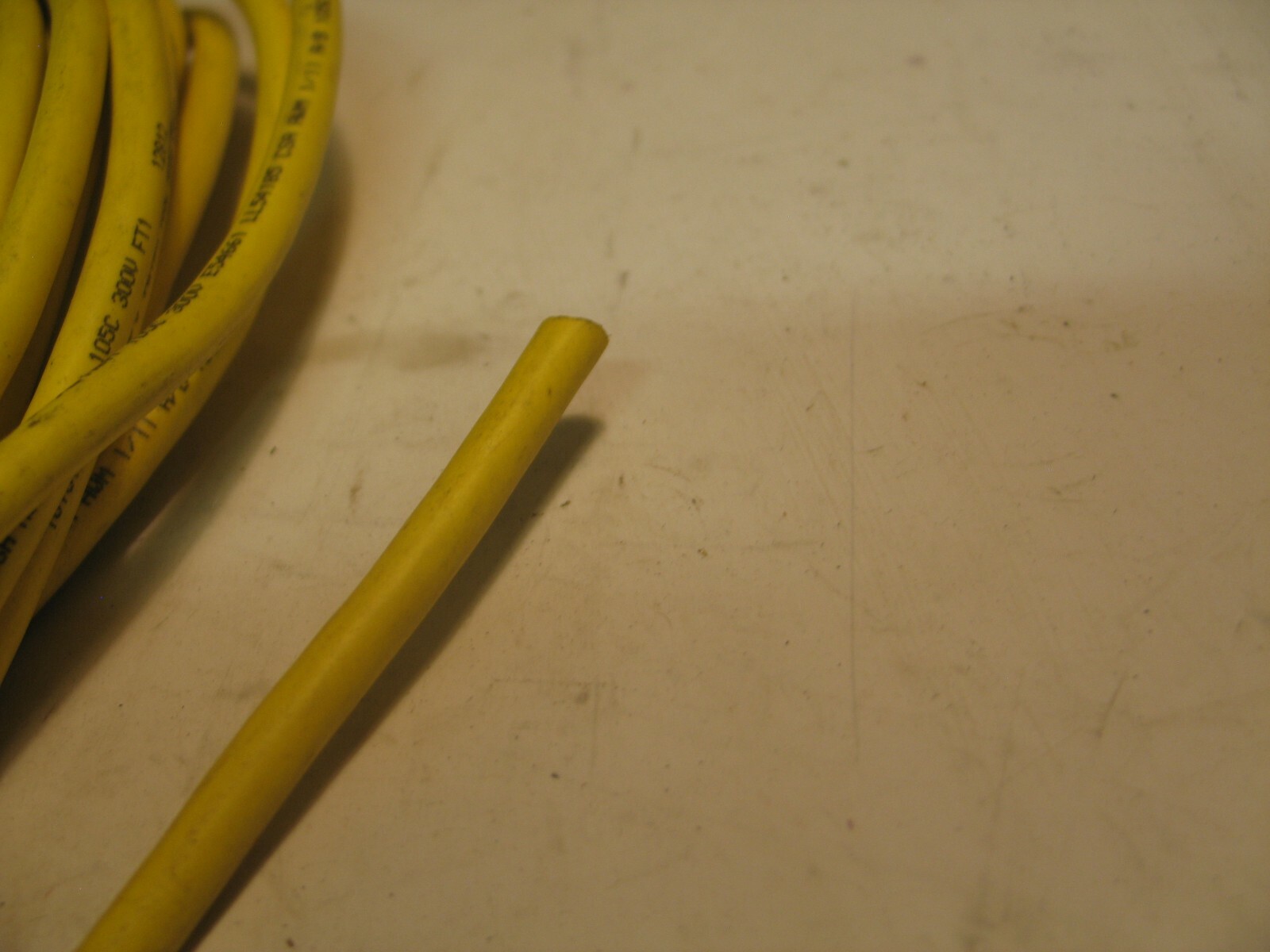 BALLUFF LL54185 5 WIRE 18AWG 300V 15M OPEN END 15M CORDSET P4438 | eBay