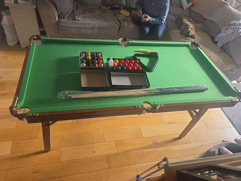 Children's Folding Snooker Table Set with 2 Cues and 2 Sets Balls ...