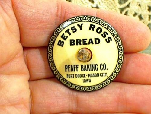 VINTAGE BETSY ROSS BREAD PFAFF BAKING CO FORT DODGE MASON CITY IOWA ...