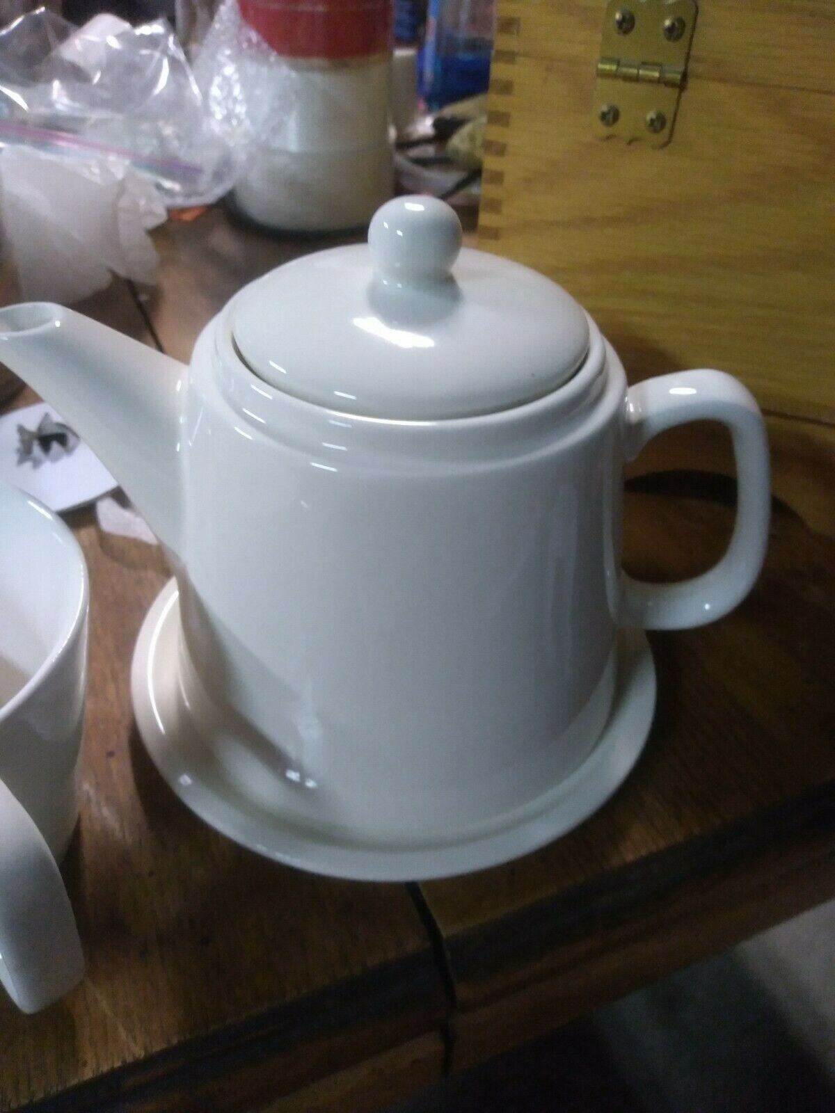 MOTHER'S DAY TOWER TEA SERVICE FOR ONE - WHITE, NEW, GIFT BOXED, FREE ...