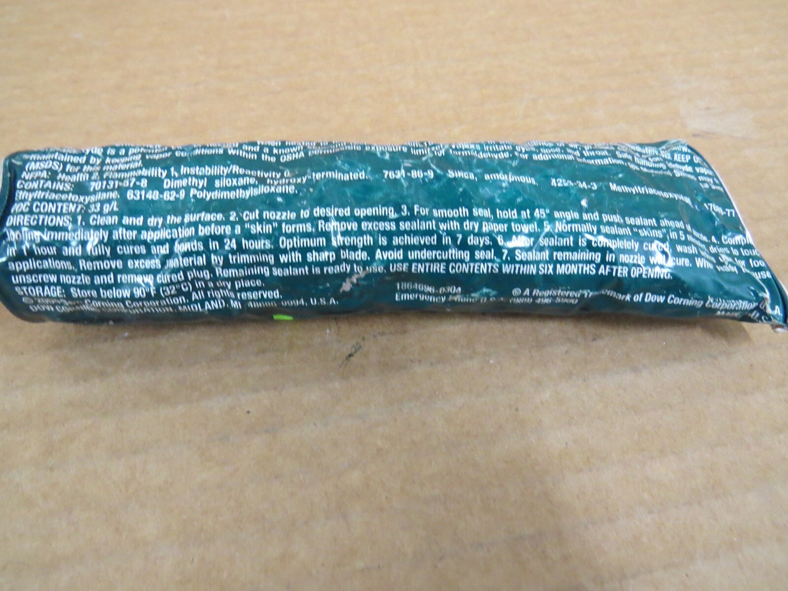 Dow Corning 736 Heat Resistant Silicone Sealant, "Red RTV" 3 oz (90 mL ...