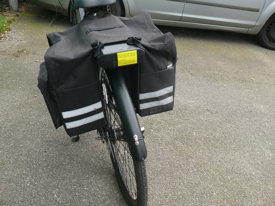 36v STEP-THRU INSYNC 17" 700c E-BIKE | eBay UK
