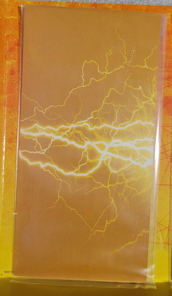 DC Comics Multiverse Flash 2-Pack Action Figures From Page To Screen ...