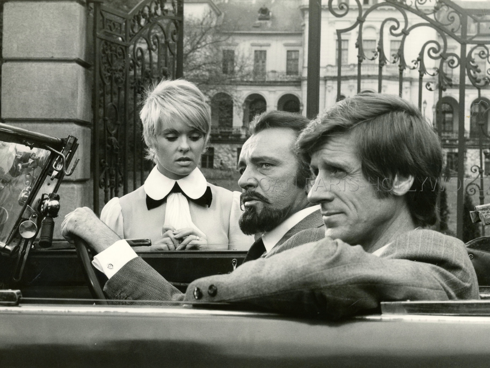 RICHARD BURTON JOEY HEATHERTON BLUEBEARD 1972 VINTAGE PHOTO ORIGINAL #8 ...