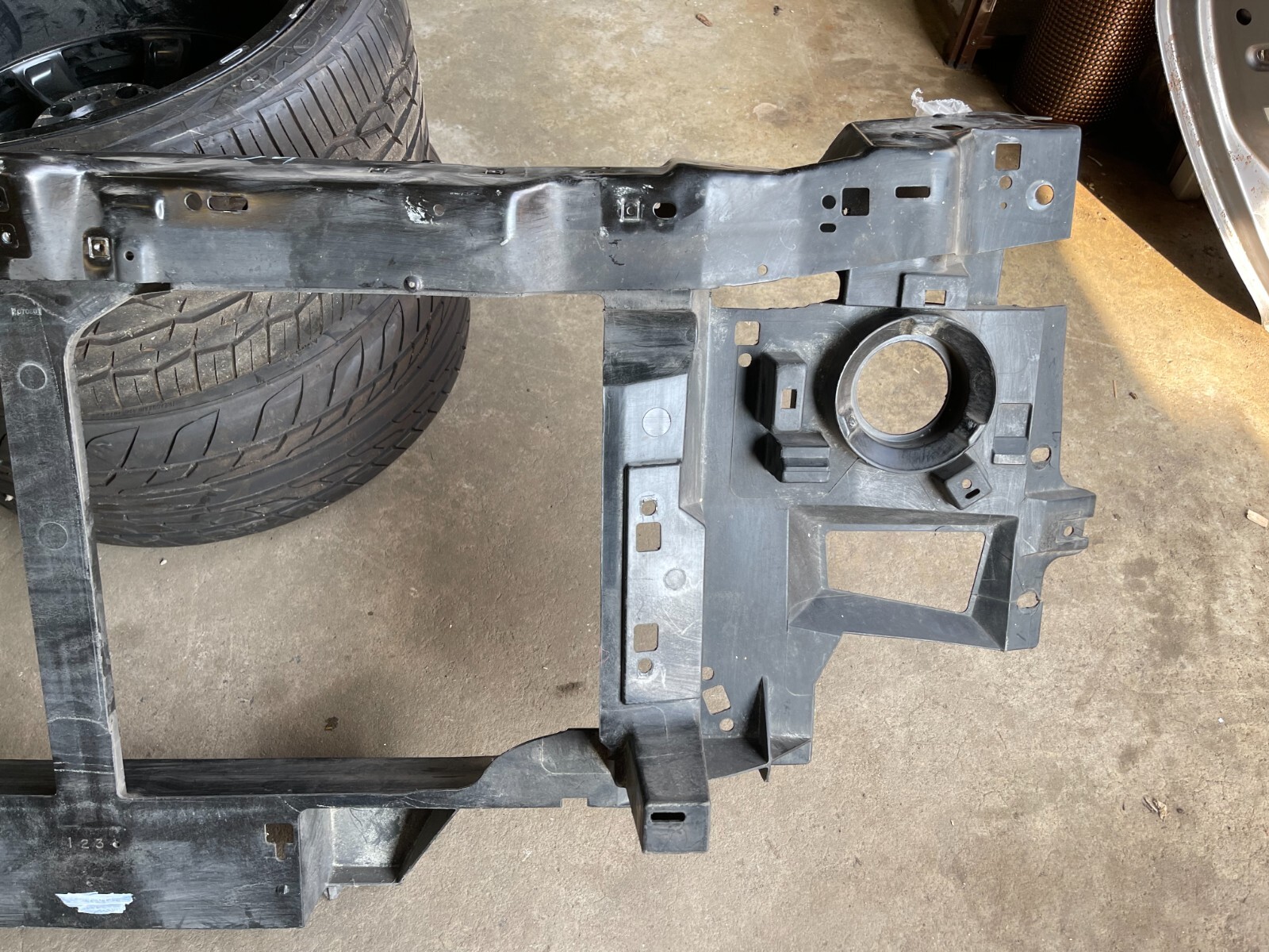 2003-2020 Chevy Express GMC Savanna Radiator Core Support OEM 84201377 ...