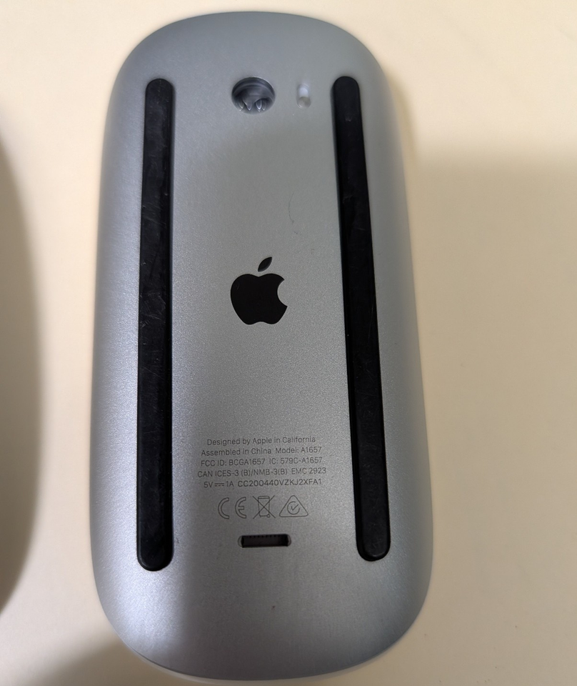 Apple Magic Mouse V2 A1657 Wireless Bluetooth, Rechargeable, White | eBay