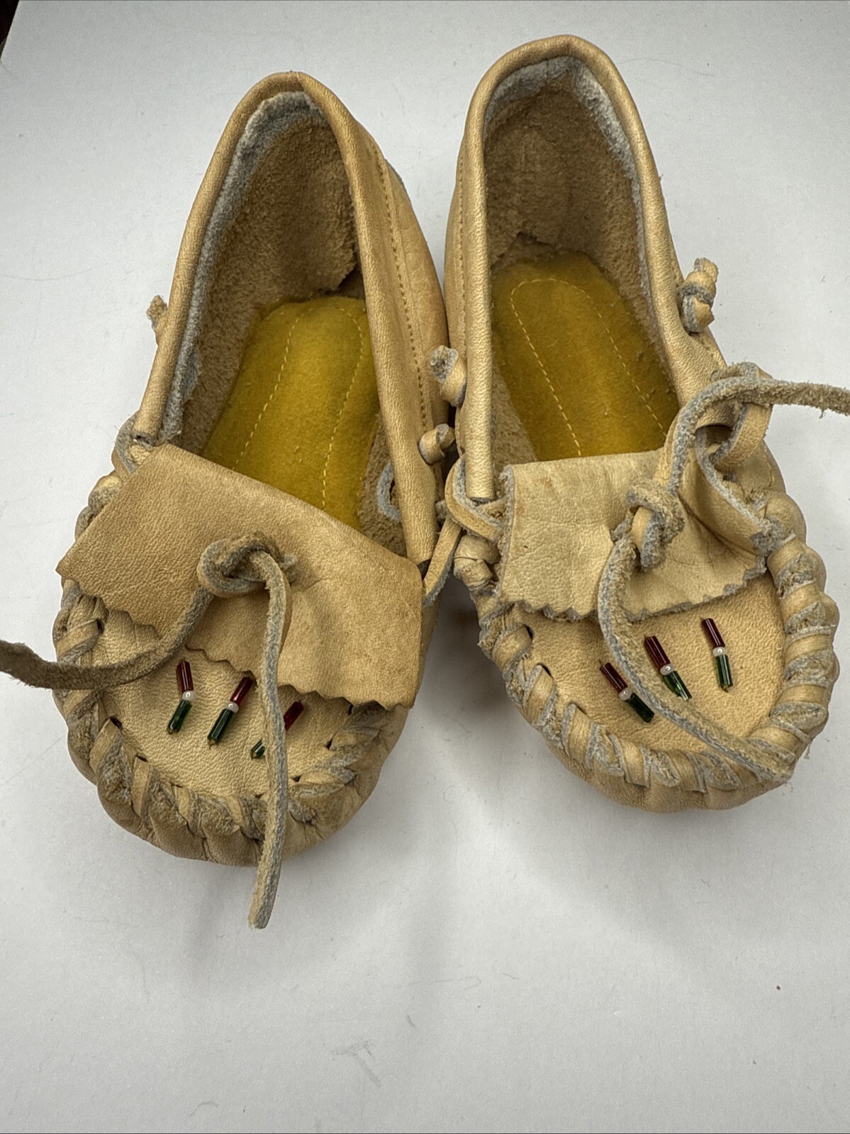 Vintage 1960/70’s Baby Toddler Leather Beaded Moccas… - Gem