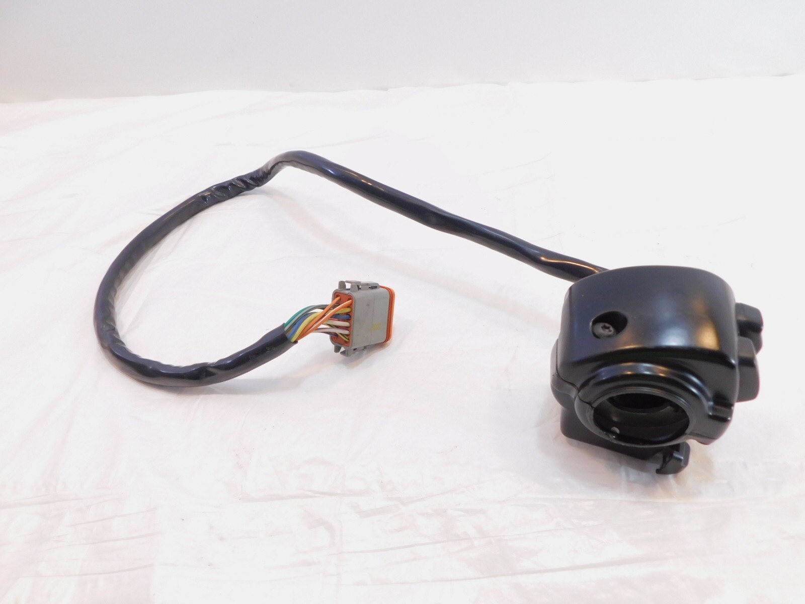 Harley Davidson Electra Glide Ultra Left Handlebar Speaker Volume & CB ...