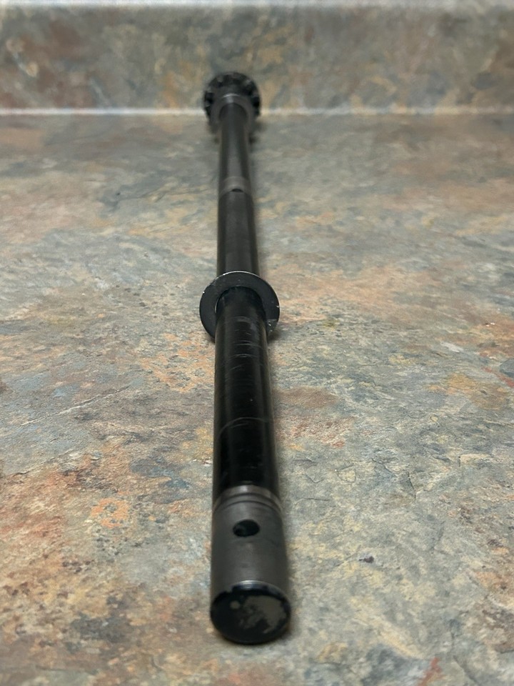 (1) GENUINE OEM JOHN DEERE STX38 STEERING SHAFT (AM121975) SABRE 1338 ...