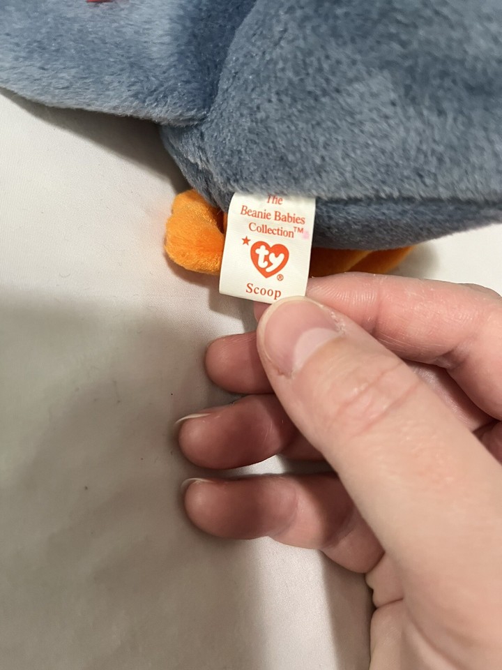 “SCOOP” TY BEANIE BABY PELICAN, ERROR, PVC PELLETS - EXCELLENT ...
