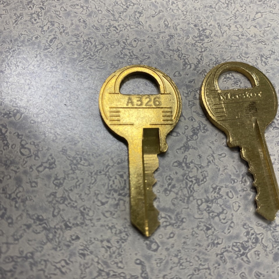 2-Replacement A326 Key Master Padlock Lock Cut To Key Code New | eBay