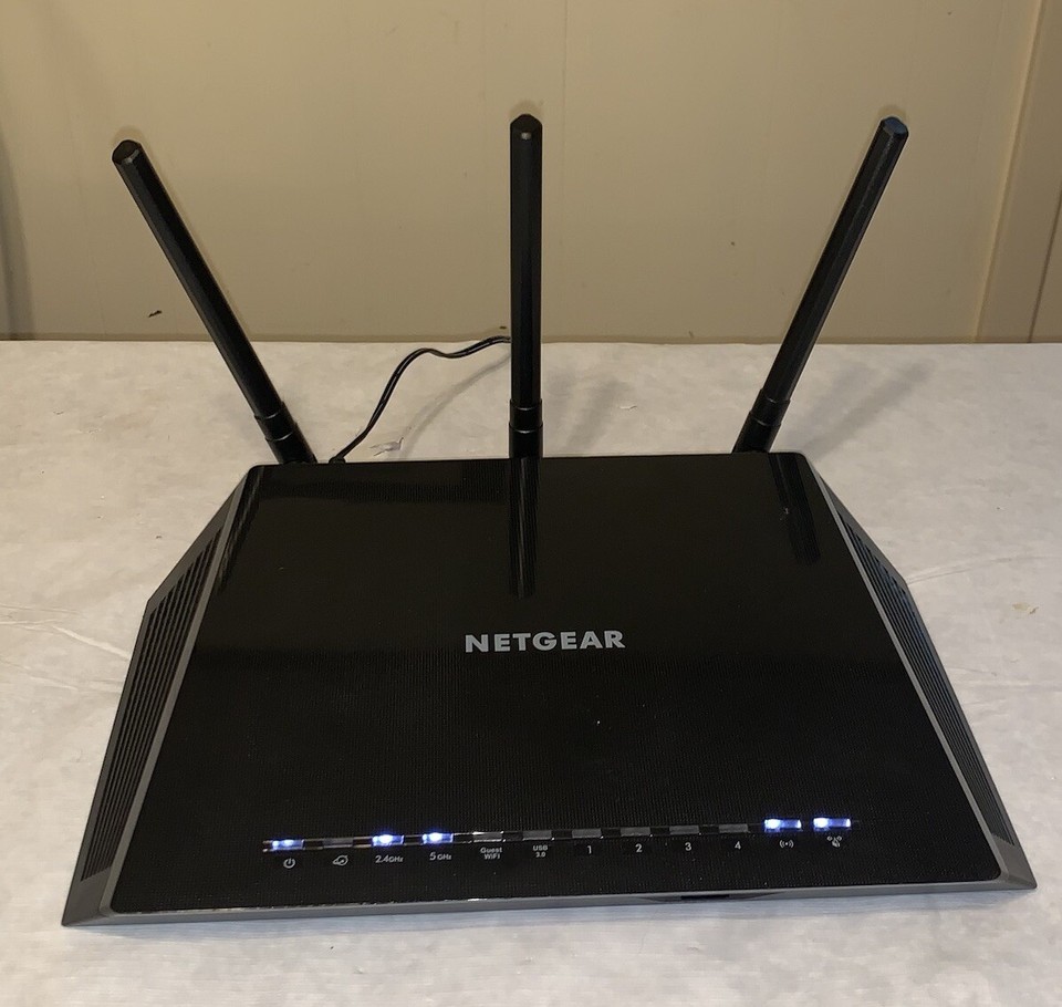 Netgear Nighthawk R6700v3 AC1750 Smart WiFi Router Dual Band 2.4GHz ...
