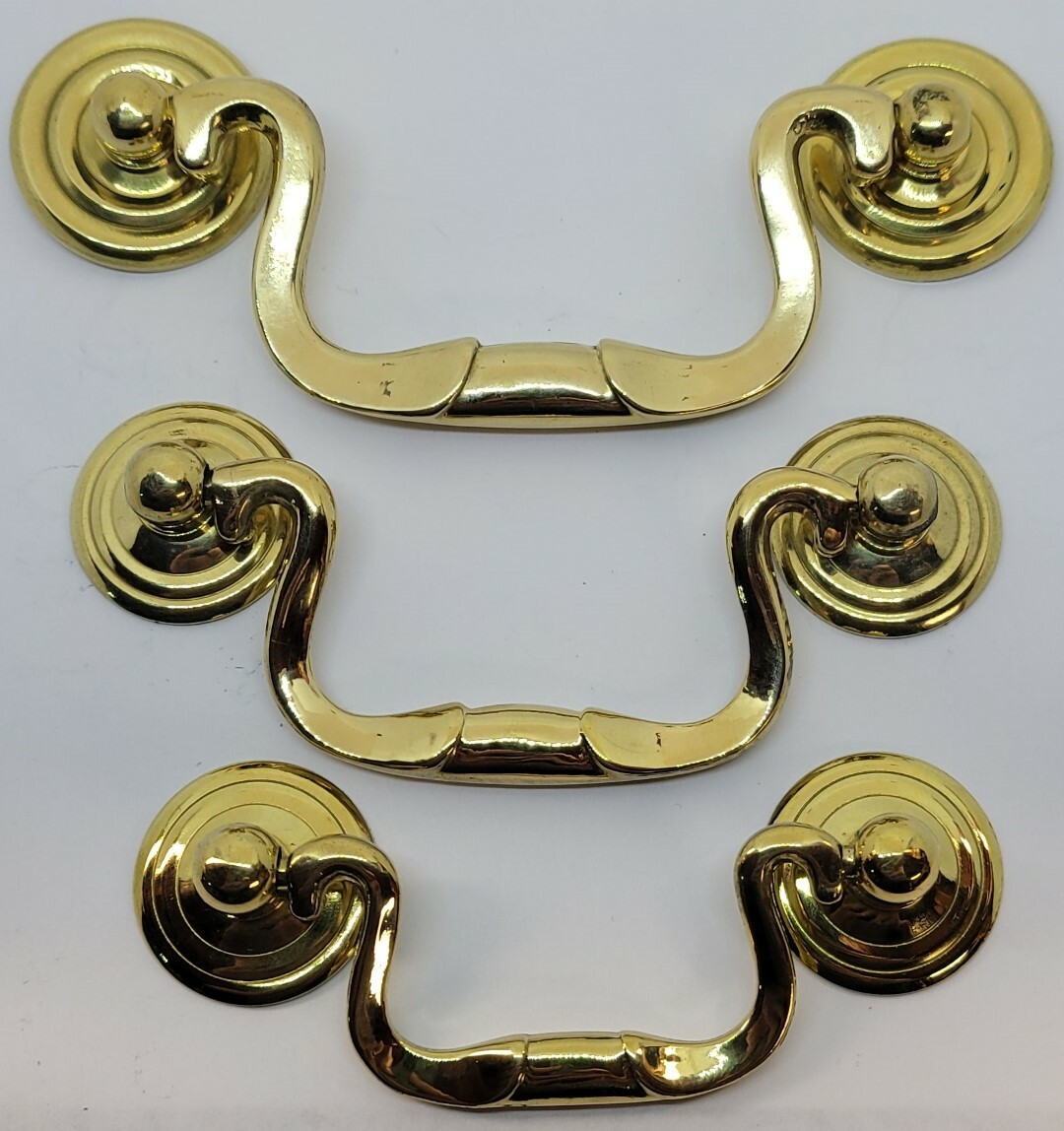 2.5, 3, 3.5" Centers Queen Anne Style Swan Neck bail pull handle solid ...