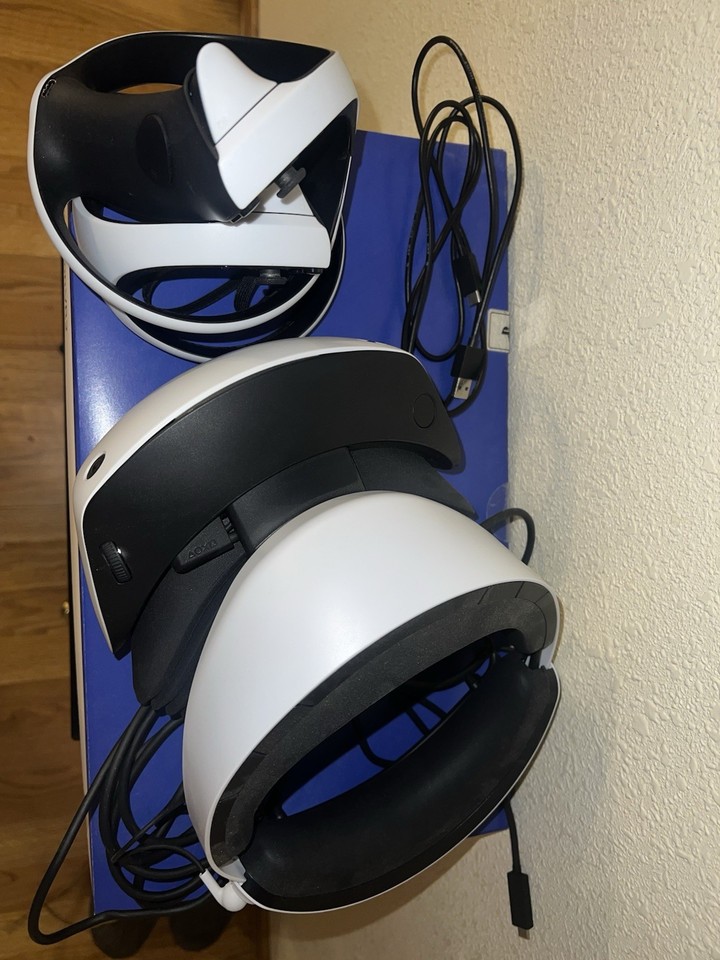 Sony PlayStation VR2 CFI-ZVR1 Headset & Sense Controllers PS5 PSVR2- | eBay