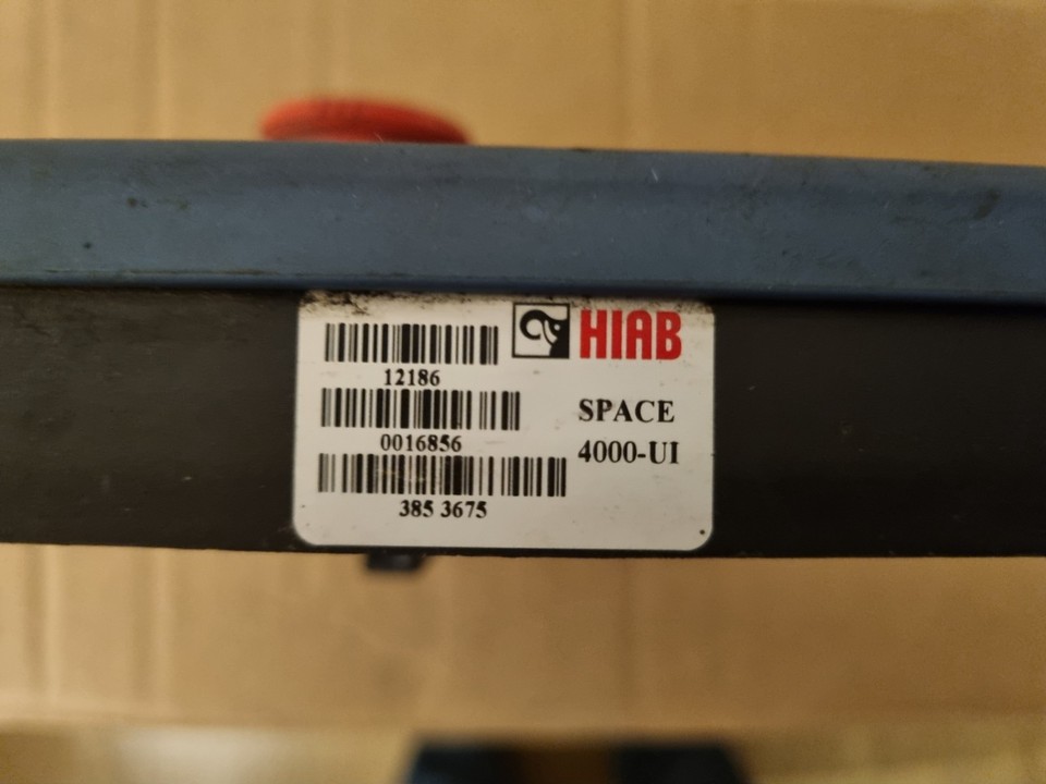 HIAB CRANE OVERLOAD DISPLAY, EMERGENCY STOP, CONTROL UNIT. SPACE 4000 ...