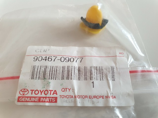 Toyota Auto 1990-2021 Clip Original Part 90467-09077 for sale online | eBay
