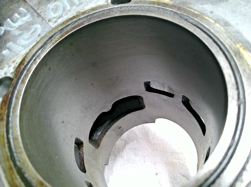 Ski Doo 440 F/C Rotax 443 Twin Snowmobile Engine Left PTO Cylinder MXZ ...