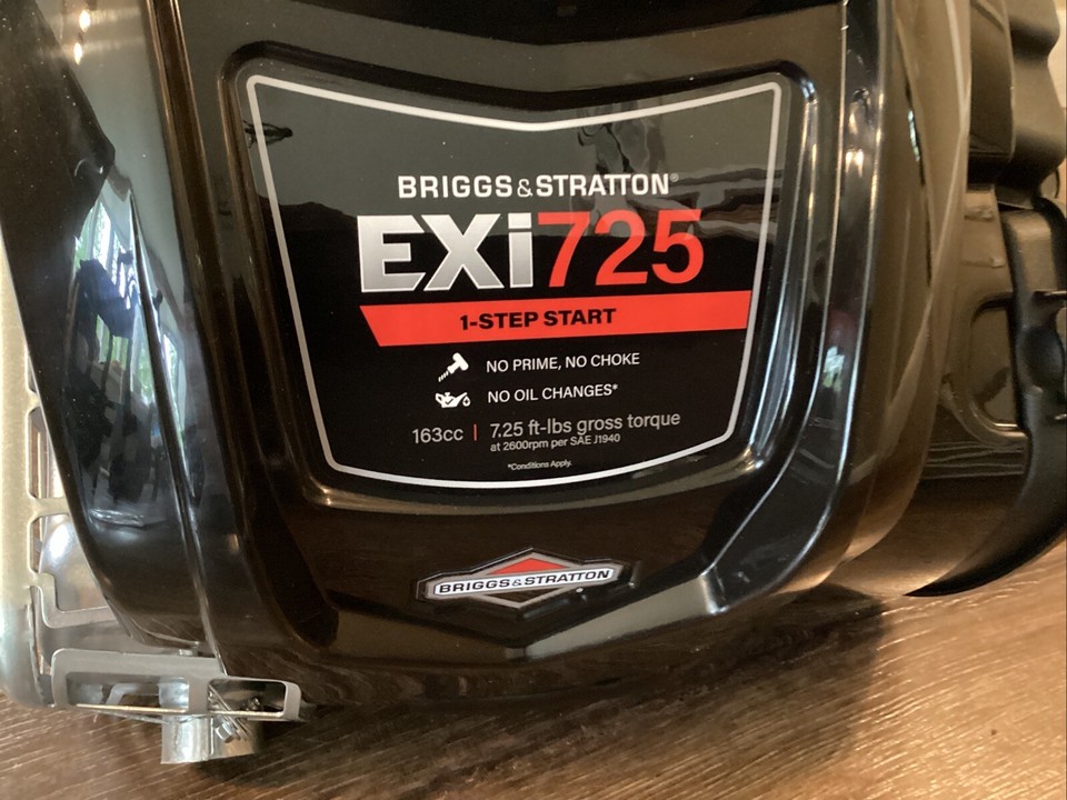 GENUINE Briggs & Stratton 725 EXi 163cc Vertical Shaft Engine #104M02 ...