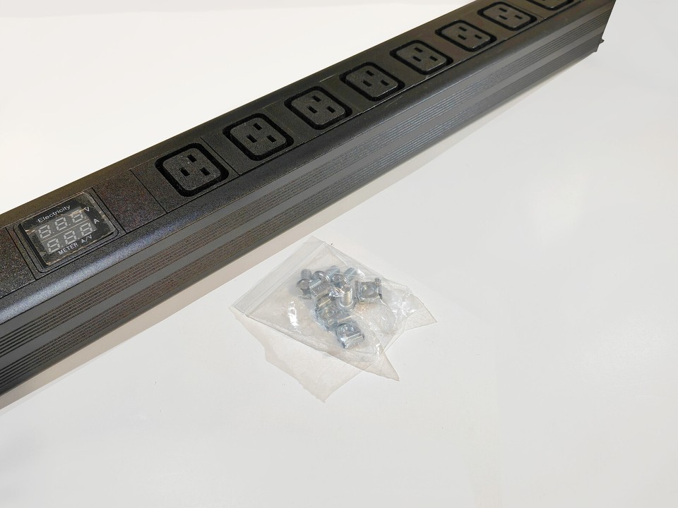 Mining PDU 220V 240V 30A VA Meter 8x C19 L6-30P Plug Rackmount Surge ...