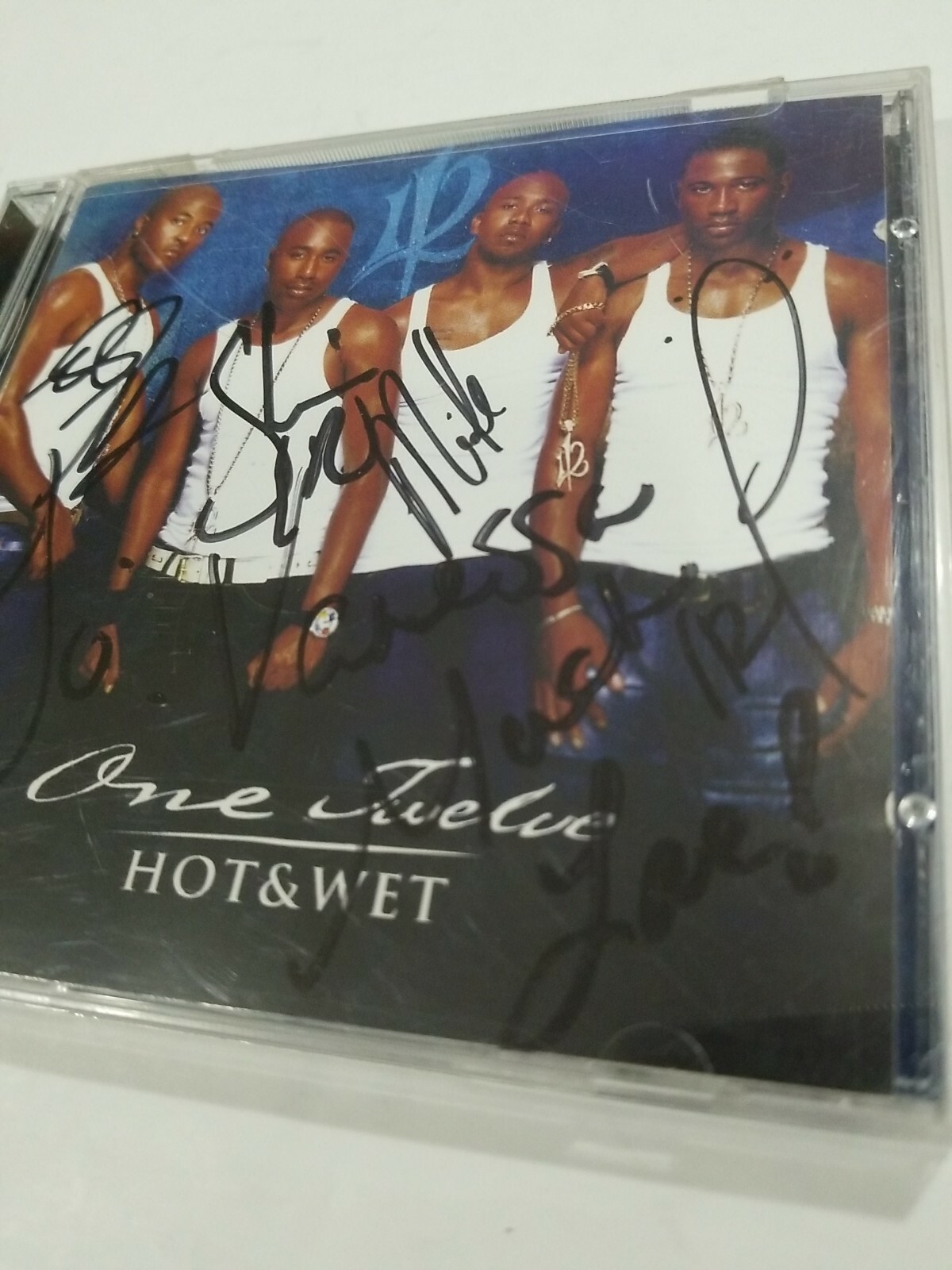 RARE FULL 6 SIGNED One Twelve 112 Hot & Wet LUDACRIS CHINGY T.I. P ...