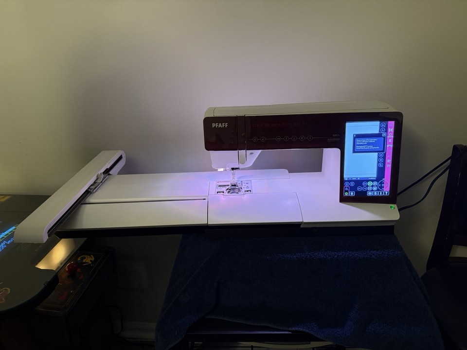 PFAFF Creative Sensation Pro II Embroider *As Is* | eBay