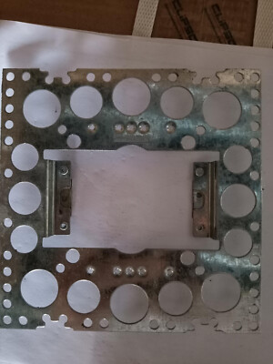 200 x Electrical behind plaster stud bracket PowerPoint switch metal ...