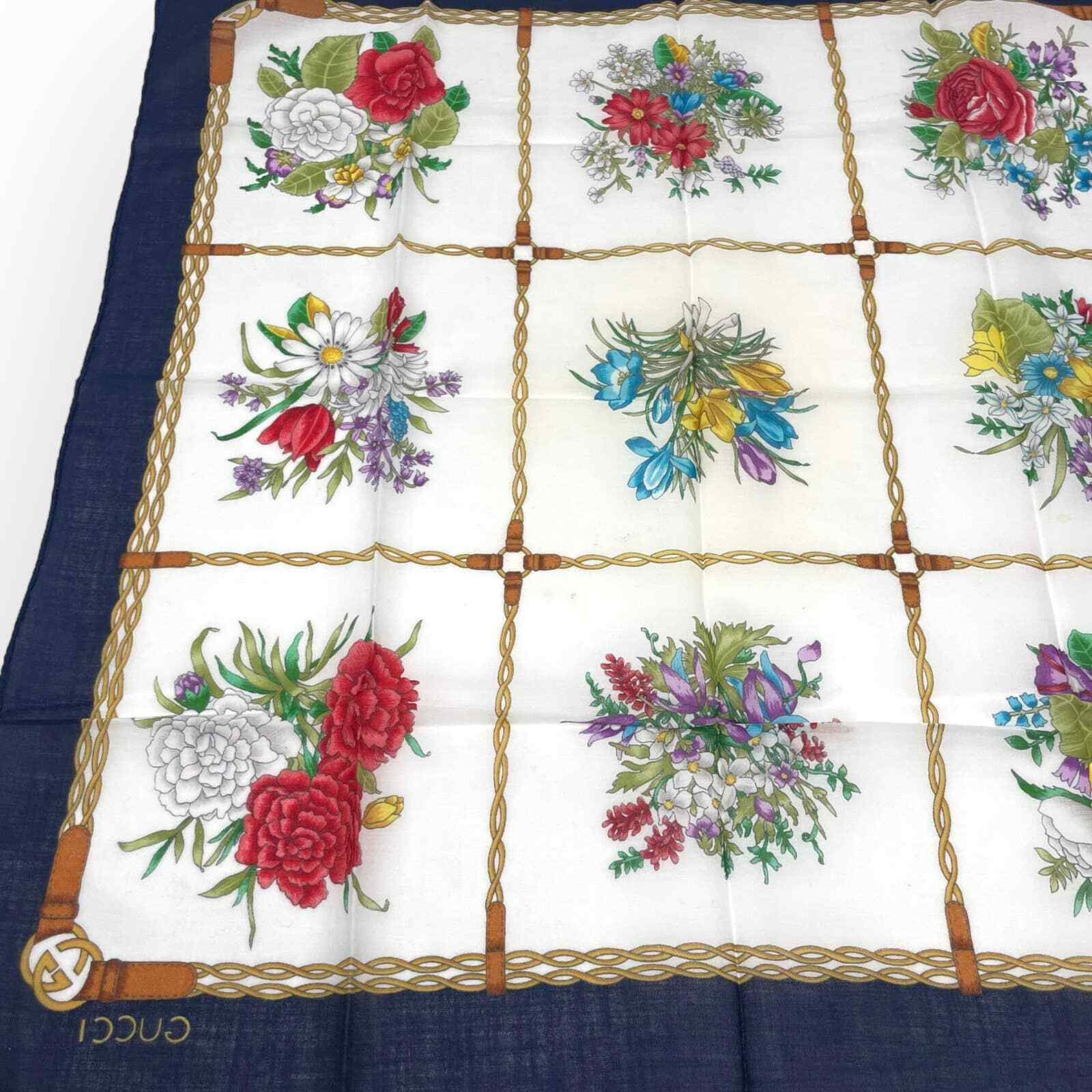 80s to 90s GUCCI Vintage Blue White Floral Chain Prin… - Gem