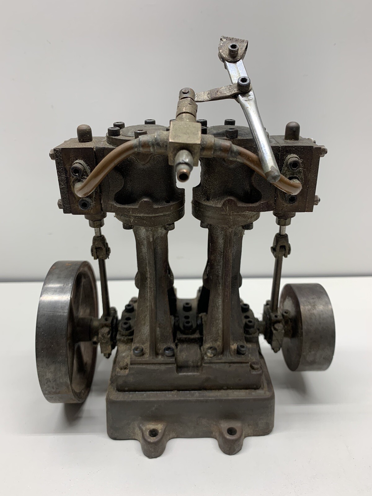 Stuart D10 Vertical Model Steam Engine Hit Miss Toy Magneto Oiler ...