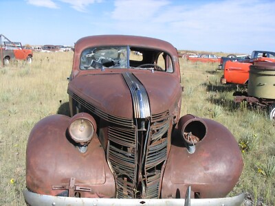 1937 PONTIAC "6" 2D Sedan -- PAIR of HEADLIGHT ASSEMBLIES -- PARTING ...